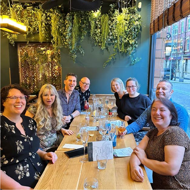 Social Circle Manchester. Social events, meet ups, holidays in Manchester.